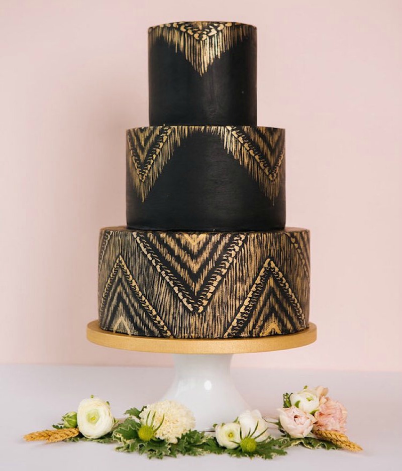 ¿Te Gusta El Color Negro? Mira Estos Elegantes Pasteles De Boda ...